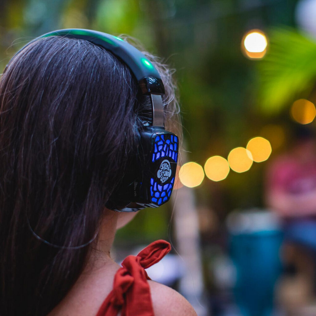 100 Premium Headphones + 3 Transmitters – Silent Sound System